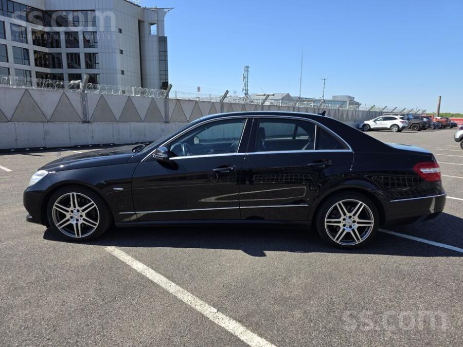 Black Mercedes-Benz e-250 2010 in Riga, with an engine capacity of 2.20 L and mileage of 281 thousand km for 9700 €, photo 5 on AUTOMOTO.COM.LV