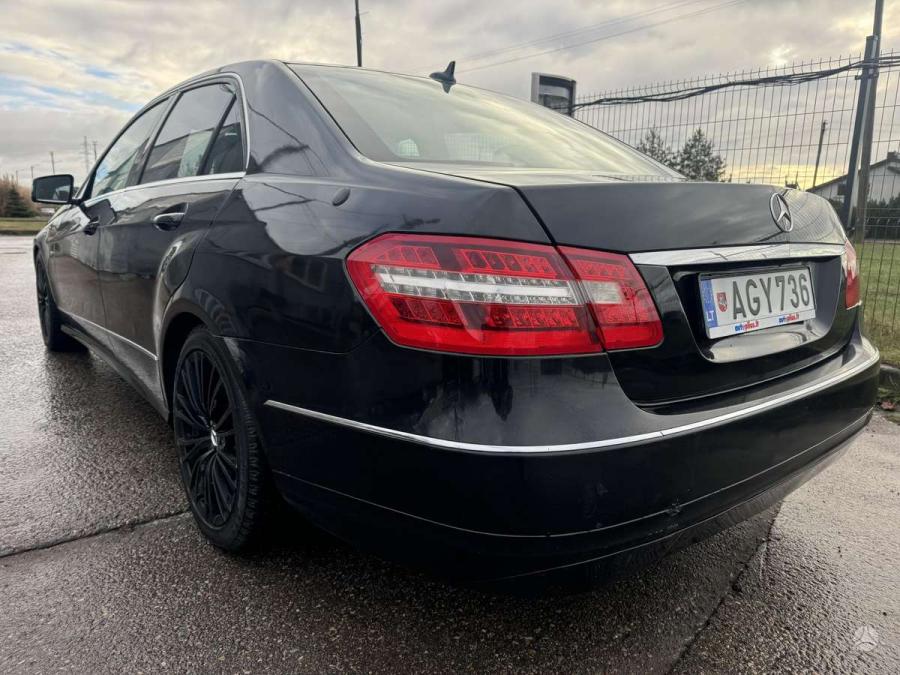 Melns Mercedes-Benz e-250 2010 Kauņa, ar dzinēja tilpumu 2.20 L un nobraukumu 356 tūkst. km par 5500 €, foto 8 vietnē AUTOMOTO.COM.LV