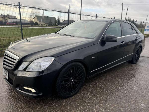 Melns Mercedes-Benz e-250 2010 Kauņa, ar dzinēja tilpumu 2.20 L un nobraukumu 356 tūkst. km par 5300 €, foto 10 vietnē AUTOMOTO.COM.LV