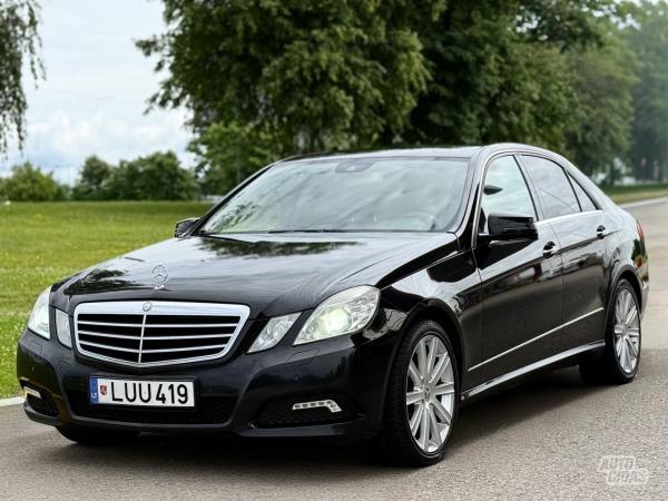 Черный Мерседес E 250 2010 в Каунас, объемом двигателя 2.10 л и пробегом 357 тыс. км за 6000 €, фото 2 на AUTOMOTO.COM.LV