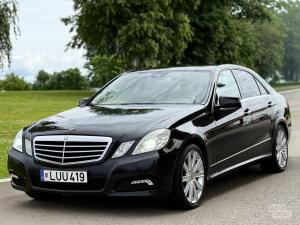 Black Mercedes-Benz e-250 2010 in Kaunas, with an engine capacity of 2.10 L and mileage of 357 thousand km for 6000 €, photo 3 on AUTOMOTO.COM.LV