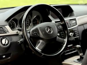 Black Mercedes-Benz e-250 2010 in Kaunas, with an engine capacity of 2.10 L and mileage of 357 thousand km for 6000 €, photo 11 on AUTOMOTO.COM.LV