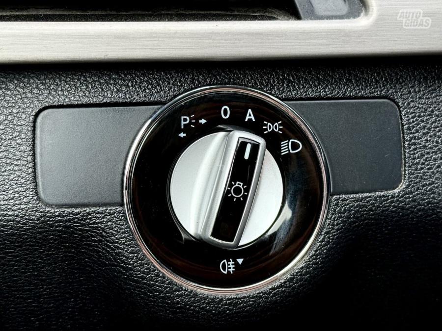Black Mercedes-Benz e-250 2010 in Kaunas, with an engine capacity of 2.10 L and mileage of 357 thousand km for 6000 €, photo 13 on AUTOMOTO.COM.LV
