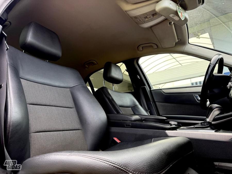 Black Mercedes-Benz e-250 2010 in Kaunas, with an engine capacity of 2.10 L and mileage of 357 thousand km for 6000 €, photo 21 on AUTOMOTO.COM.LV