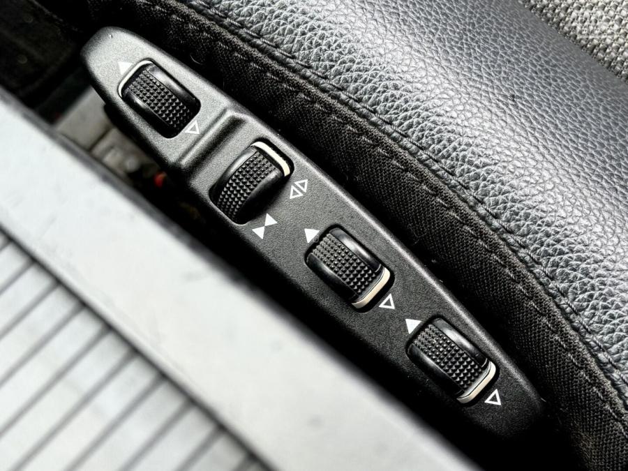 Black Mercedes-Benz e-250 2010 in Kaunas, with an engine capacity of 2.10 L and mileage of 357 thousand km for 6000 €, photo 23 on AUTOMOTO.COM.LV