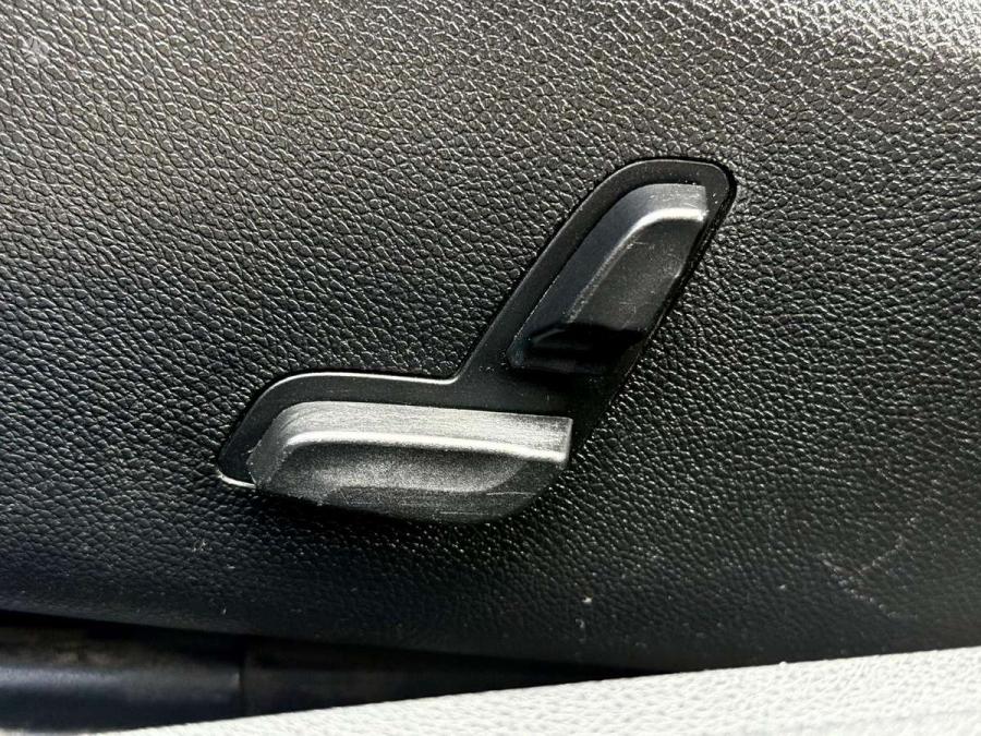 Melns Mercedes-Benz e-250 2010 Kauņa, ar dzinēja tilpumu 2.14 L un nobraukumu 357 tūkst. km par 6000 €, foto 20 vietnē AUTOMOTO.COM.LV