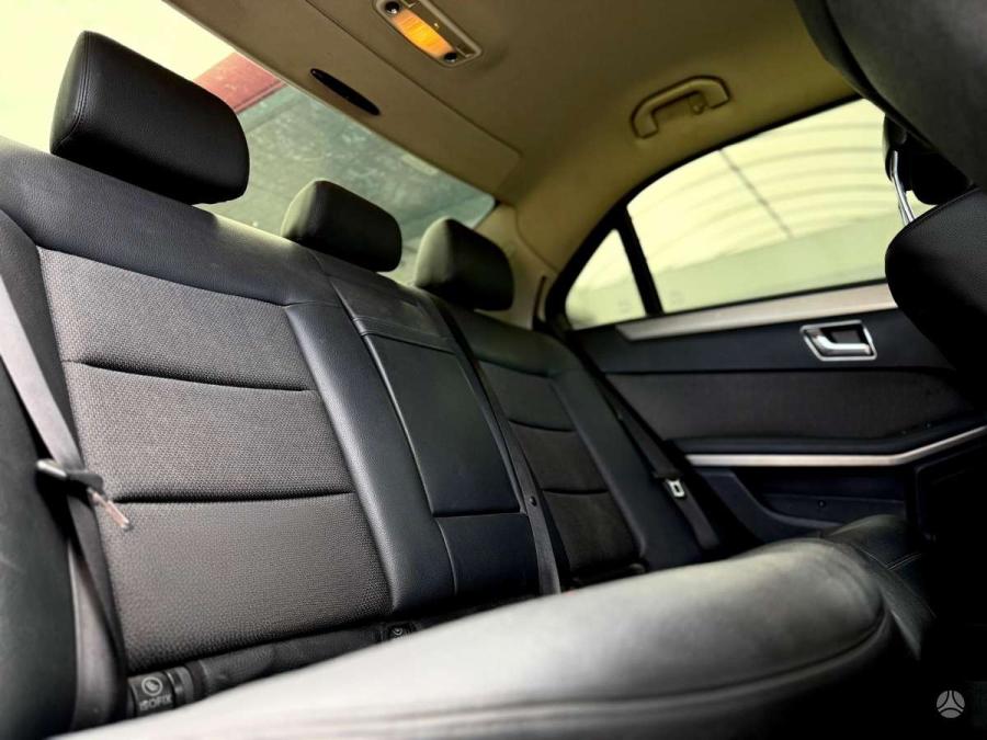 Melns Mercedes-Benz e-250 2010 Kauņa, ar dzinēja tilpumu 2.14 L un nobraukumu 357 tūkst. km par 6000 €, foto 21 vietnē AUTOMOTO.COM.LV