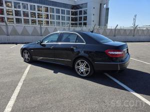Melns Mercedes-Benz e-250 2010 Rīga, ar dzinēja tilpumu 2.20 L un nobraukumu 294 tūkst. km par 7900 €, foto 7 vietnē AUTOMOTO.COM.LV