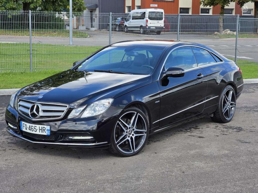 Black Mercedes-Benz e-250 2010 in Telschi, with an engine capacity of 2.20 L and mileage of 272 thousand km for 6700 €, photo 1 on AUTOMOTO.COM.LV