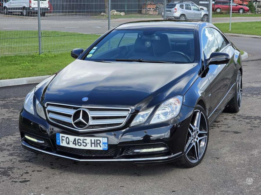 Black Mercedes-Benz e-250 2010 in Telschi, with an engine capacity of 2.20 L and mileage of 272 thousand km for 6700 €, photo 3 on AUTOMOTO.COM.LV