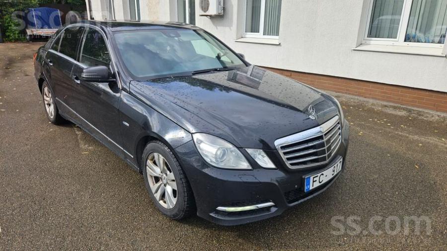 Black Mercedes-Benz e-250 2011 in Riga, with an engine capacity of 2.20 L and mileage of 439 thousand km for 6000 €, photo 1 on AUTOMOTO.COM.LV