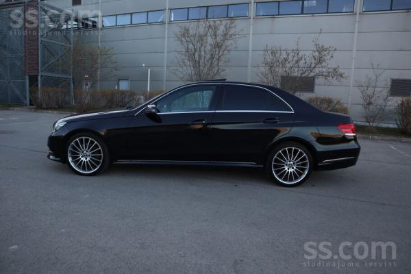 Black Mercedes-Benz e-250 2017 in Riga, with an engine capacity of 2.20 L and mileage of 291 thousand km for 11490 €, photo 5 on AUTOMOTO.COM.LV
