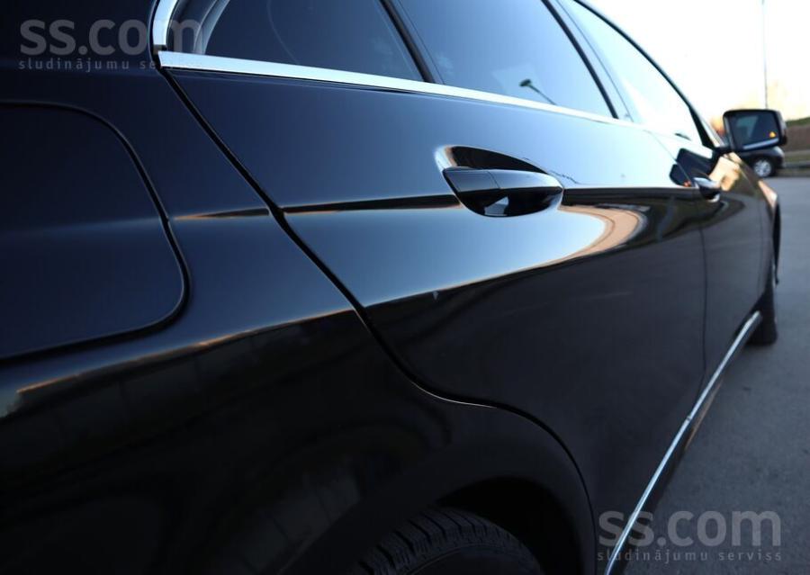 Black Mercedes-Benz e-250 2017 in Riga, with an engine capacity of 2.20 L and mileage of 291 thousand km for 11490 €, photo 10 on AUTOMOTO.COM.LV