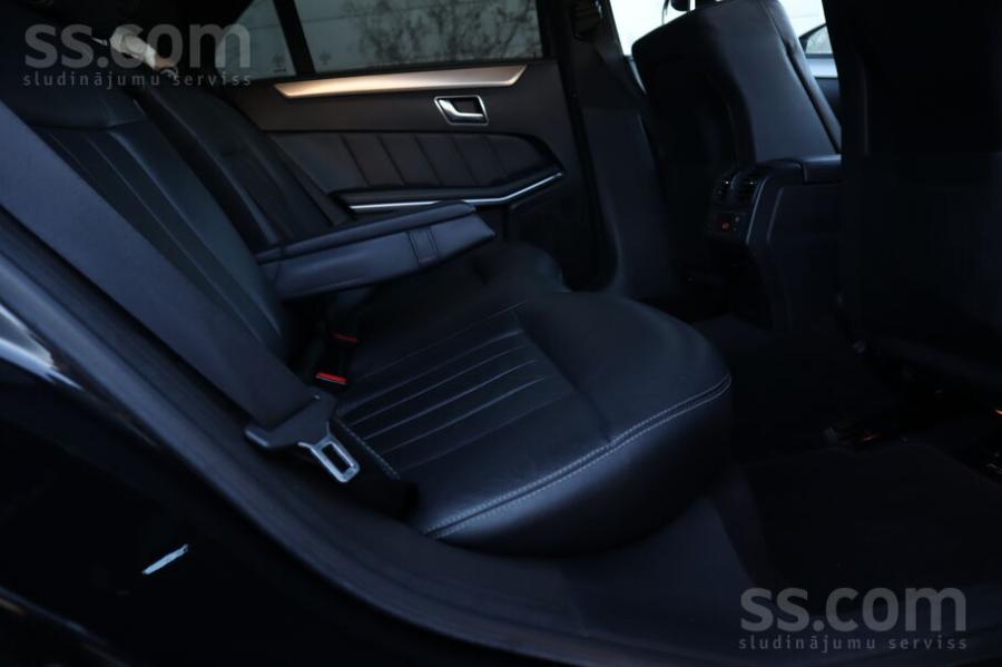 Black Mercedes-Benz e-250 2017 in Riga, with an engine capacity of 2.20 L and mileage of 291 thousand km for 11490 €, photo 15 on AUTOMOTO.COM.LV