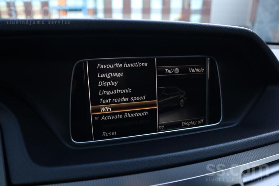 Black Mercedes-Benz e-250 2017 in Riga, with an engine capacity of 2.20 L and mileage of 291 thousand km for 11490 €, photo 33 on AUTOMOTO.COM.LV