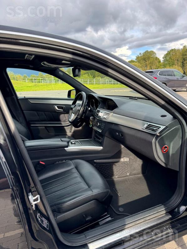 Melns Mercedes-Benz e-250 2017 Rīga, ar dzinēja tilpumu 2.10 L un nobraukumu 288 tūkst. km par 10000 €, foto 7 vietnē AUTOMOTO.COM.LV