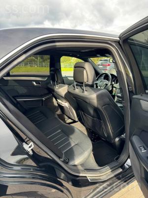 Black Mercedes-Benz e-250 2017 in Riga, with an engine capacity of 2.10 L and mileage of 288 thousand km for 10000 €, photo 8 on AUTOMOTO.COM.LV