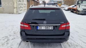 Черный Мерседес E 250 2010 в Елгава, объемом двигателя 2.20 л и пробегом 0 тыс. км за 8490 €, фото 8 на AUTOMOTO.COM.LV