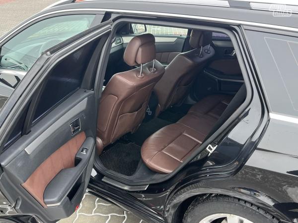 Melns Mercedes-Benz e-250 2010 Klaipėda, ar dzinēja tilpumu 2.10 L un nobraukumu 300 tūkst. km par 7800 €, foto 7 vietnē AUTOMOTO.COM.LV