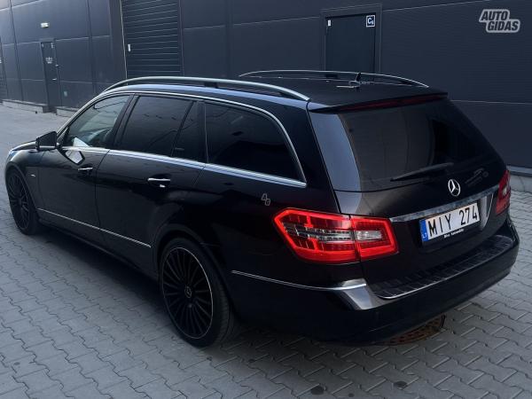 Melns Mercedes-Benz e-250 2010 Klaipėda, ar dzinēja tilpumu 2.10 L un nobraukumu 300 tūkst. km par 7000 €, foto 3 vietnē AUTOMOTO.COM.LV