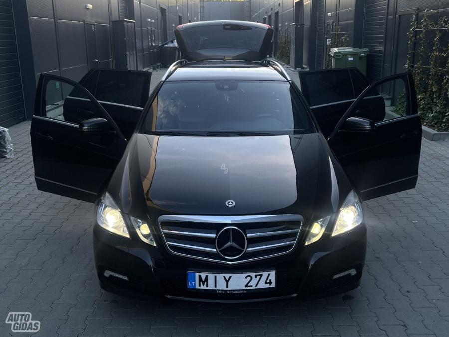 Черный Мерседес E 250 2010 в Клайпеда, объемом двигателя 2.10 л и пробегом 300 тыс. км за 7000 €, фото 7 на AUTOMOTO.COM.LV