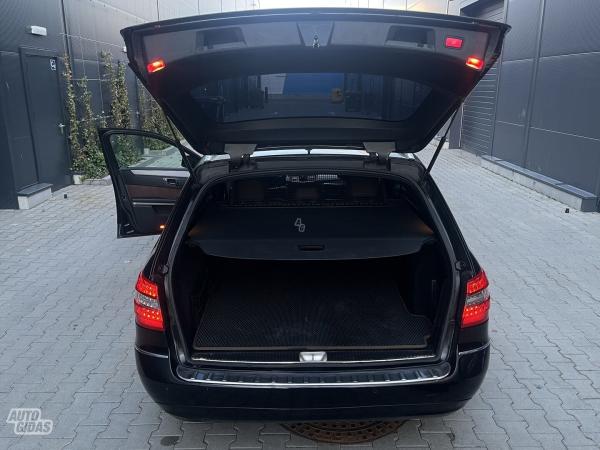 Melns Mercedes-Benz e-250 2010 Klaipėda, ar dzinēja tilpumu 2.10 L un nobraukumu 300 tūkst. km par 7000 €, foto 7 vietnē AUTOMOTO.COM.LV