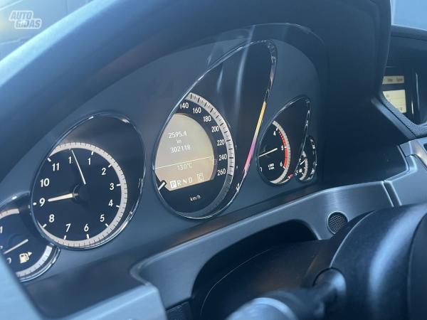 Melns Mercedes-Benz e-250 2010 Klaipėda, ar dzinēja tilpumu 2.10 L un nobraukumu 300 tūkst. km par 7000 €, foto 8 vietnē AUTOMOTO.COM.LV