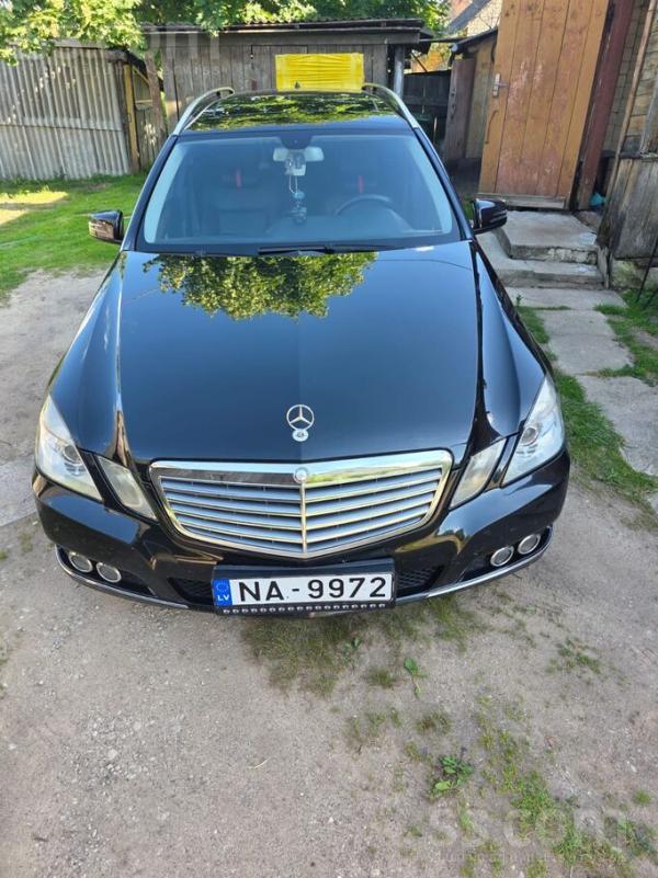 Black Mercedes-Benz e-250 2010 in Ludza, with an engine capacity of 2.20 L and mileage of 354 thousand km for 5500 €, photo 5 on AUTOMOTO.COM.LV