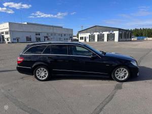 Черный Мерседес E 250 2010 в Каунас, объемом двигателя 2.20 л и пробегом 340 тыс. км за 5420 €, фото 9 на AUTOMOTO.COM.LV