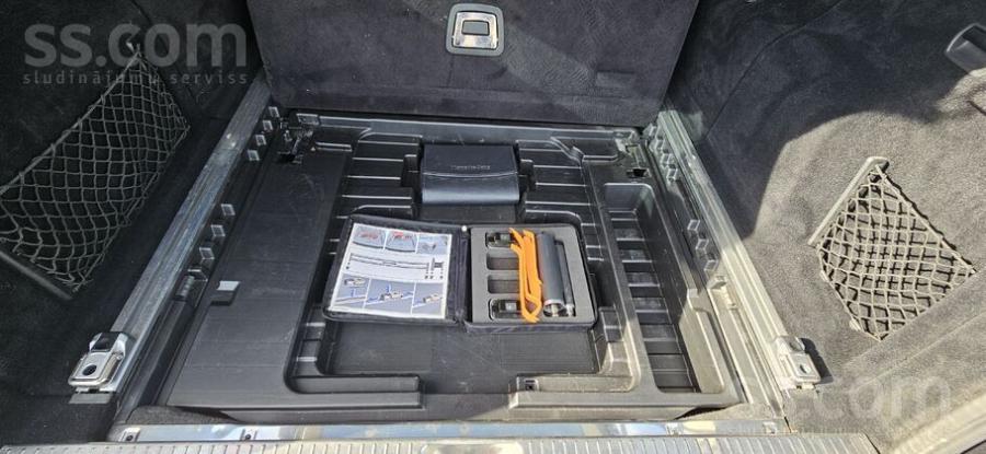 Melns Mercedes-Benz e-250 2010 Cēsis, ar dzinēja tilpumu 2.20 L un nobraukumu 480 tūkst. km par 6000 €, foto 8 vietnē AUTOMOTO.COM.LV