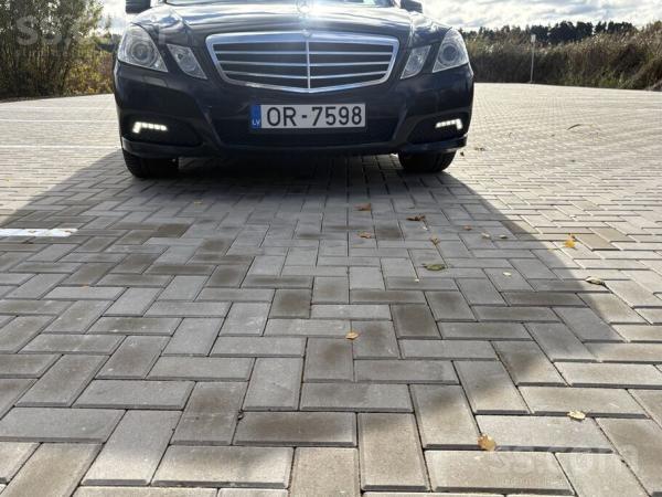 Melns Mercedes-Benz e-250 2010 Jūrmala, ar dzinēja tilpumu 2.20 L un nobraukumu 351 tūkst. km par 7550 €, foto 1 vietnē AUTOMOTO.COM.LV