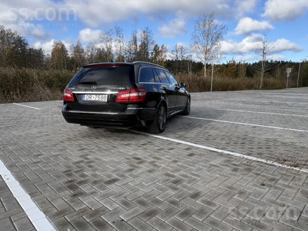 Melns Mercedes-Benz e-250 2010 Jūrmala, ar dzinēja tilpumu 2.20 L un nobraukumu 351 tūkst. km par 7550 €, foto 10 vietnē AUTOMOTO.COM.LV