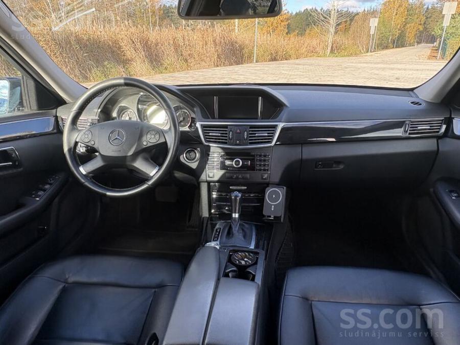 Черный Мерседес E 250 2010 в Юрмала, объемом двигателя 2.20 л и пробегом 351 тыс. км за 7550 €, фото 16 на AUTOMOTO.COM.LV