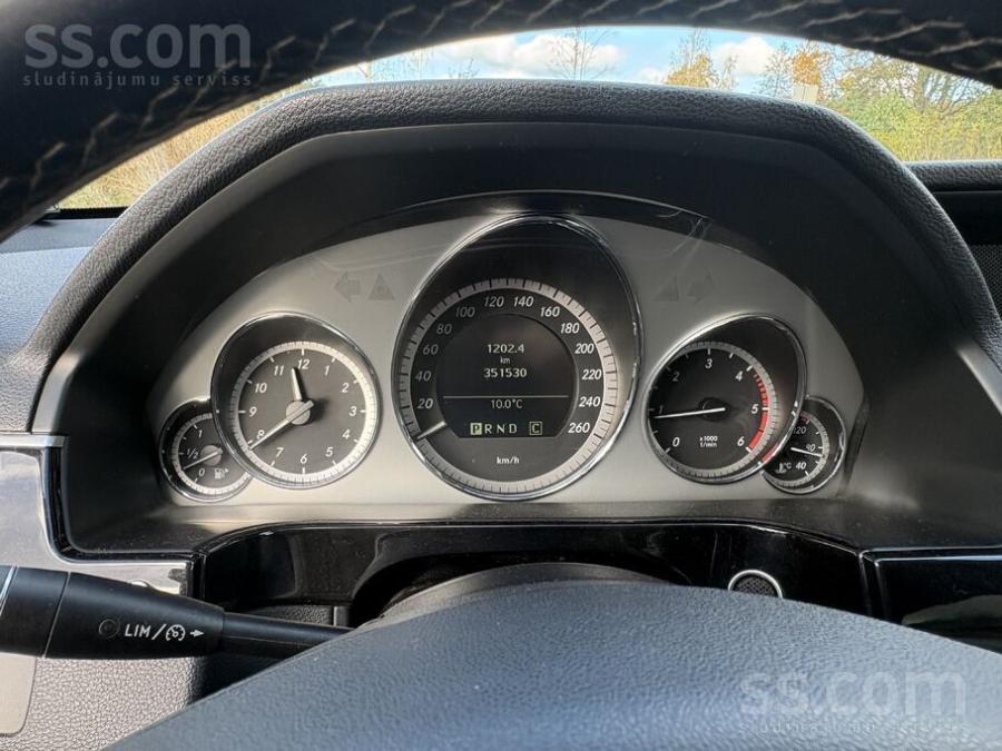 Черный Мерседес E 250 2010 в Юрмала, объемом двигателя 2.20 л и пробегом 351 тыс. км за 7550 €, фото 19 на AUTOMOTO.COM.LV
