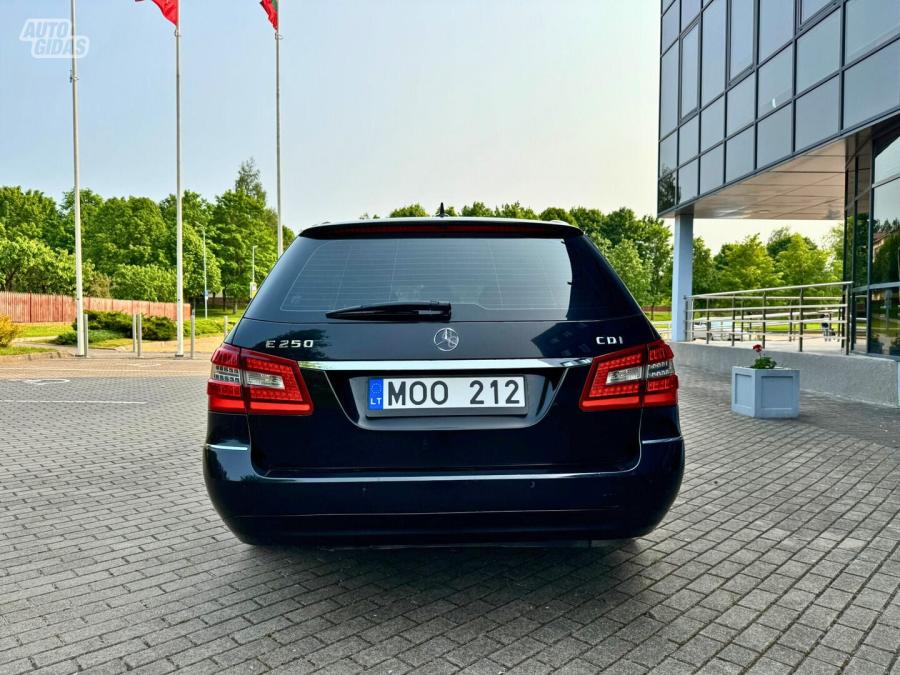 Melns Mercedes-Benz e-250 2011 Šilalė, ar dzinēja tilpumu 2.10 L un nobraukumu 500 tūkst. km par 6500 €, foto 7 vietnē AUTOMOTO.COM.LV