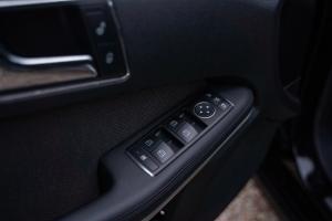 Черный Мерседес E 250 2011 в Рига, объемом двигателя 2.10 л и пробегом 320 тыс. км за 7900 €, фото 21 на AUTOMOTO.COM.LV