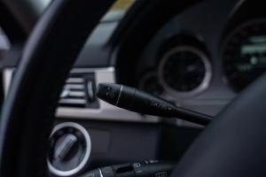 Черный Мерседес E 250 2011 в Рига, объемом двигателя 2.10 л и пробегом 320 тыс. км за 7900 €, фото 26 на AUTOMOTO.COM.LV