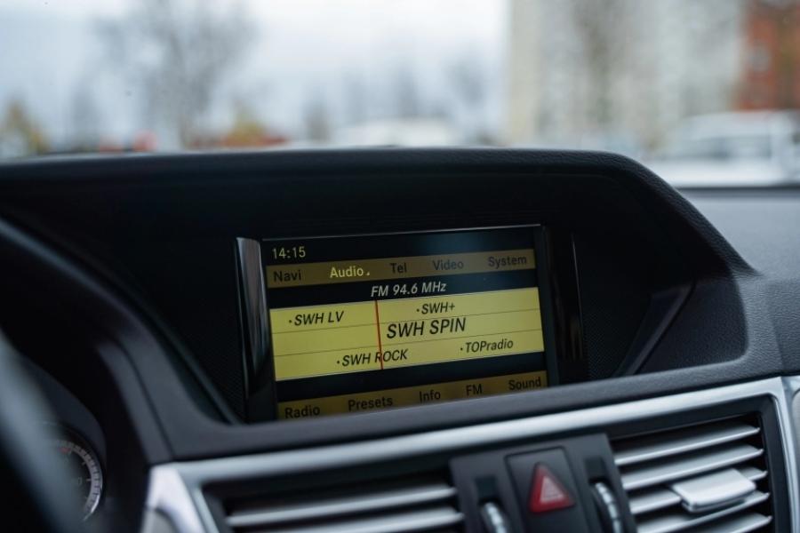 Черный Мерседес E 250 2011 в Рига, объемом двигателя 2.10 л и пробегом 320 тыс. км за 7900 €, фото 28 на AUTOMOTO.COM.LV