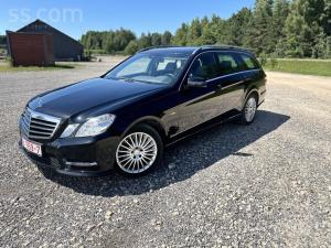 Black Mercedes-Benz e-250 2011 in Riga, with an engine capacity of 2.10 L and mileage of 328 thousand km for 10700 €, photo 5 on AUTOMOTO.COM.LV