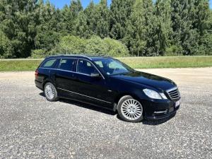Black Mercedes-Benz e-250 2011 in Riga, with an engine capacity of 2.10 L and mileage of 328 thousand km for 10700 €, photo 6 on AUTOMOTO.COM.LV