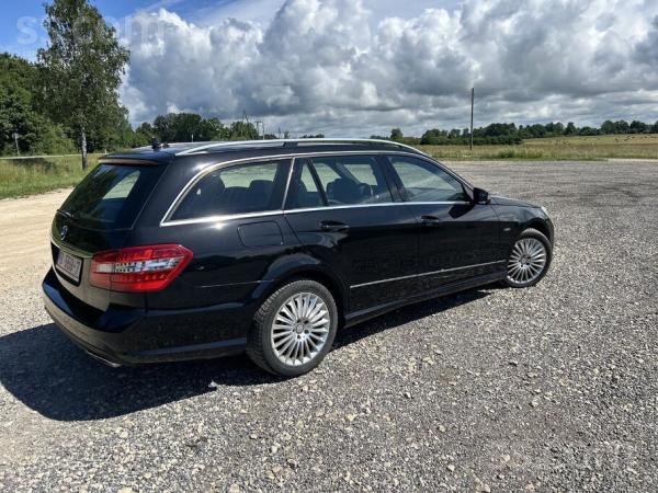 Черный Мерседес E 250 2011 в Рига, объемом двигателя 2.10 л и пробегом 328 тыс. км за 10700 €, фото 7 на AUTOMOTO.COM.LV