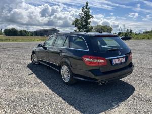 Black Mercedes-Benz e-250 2011 in Riga, with an engine capacity of 2.10 L and mileage of 328 thousand km for 10700 €, photo 9 on AUTOMOTO.COM.LV