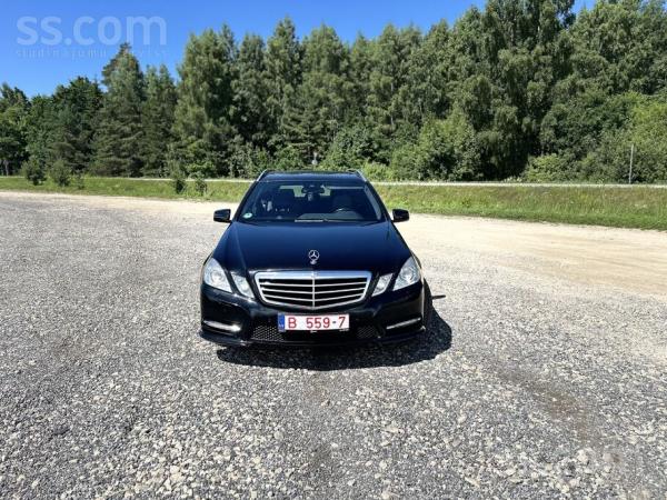 Черный Мерседес E 250 2011 в Рига, объемом двигателя 2.10 л и пробегом 328 тыс. км за 10700 €, фото 9 на AUTOMOTO.COM.LV