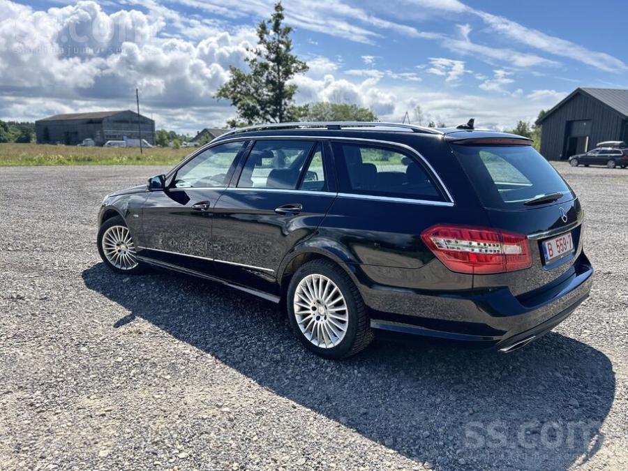 Black Mercedes-Benz e-250 2011 in Riga, with an engine capacity of 2.10 L and mileage of 328 thousand km for 10700 €, photo 11 on AUTOMOTO.COM.LV