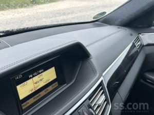 Black Mercedes-Benz e-250 2011 in Riga, with an engine capacity of 2.10 L and mileage of 328 thousand km for 10700 €, photo 14 on AUTOMOTO.COM.LV