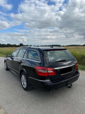 Черный Мерседес E 250 2011 в Паневежис, объемом двигателя 0.00 л и пробегом 173 тыс. км за 9200 €, фото 4 на AUTOMOTO.COM.LV