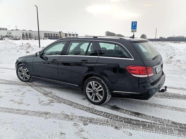 Melns Mercedes-Benz e-250 2014 Klaipėda, ar dzinēja tilpumu 2.10 L un nobraukumu 400 tūkst. km par 7900 €, foto 9 vietnē AUTOMOTO.COM.LV