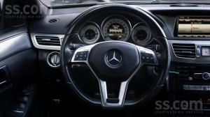 Black Mercedes-Benz e-250 2014 in Riga, with an engine capacity of 2.20 L and mileage of 269 thousand km for 11290 €, photo 14 on AUTOMOTO.COM.LV