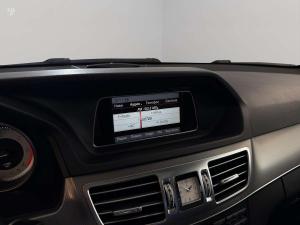 Черный Мерседес E 250 2014 в Каунас, объемом двигателя 2.10 л и пробегом 328 тыс. км за 9499 €, фото 19 на AUTOMOTO.COM.LV