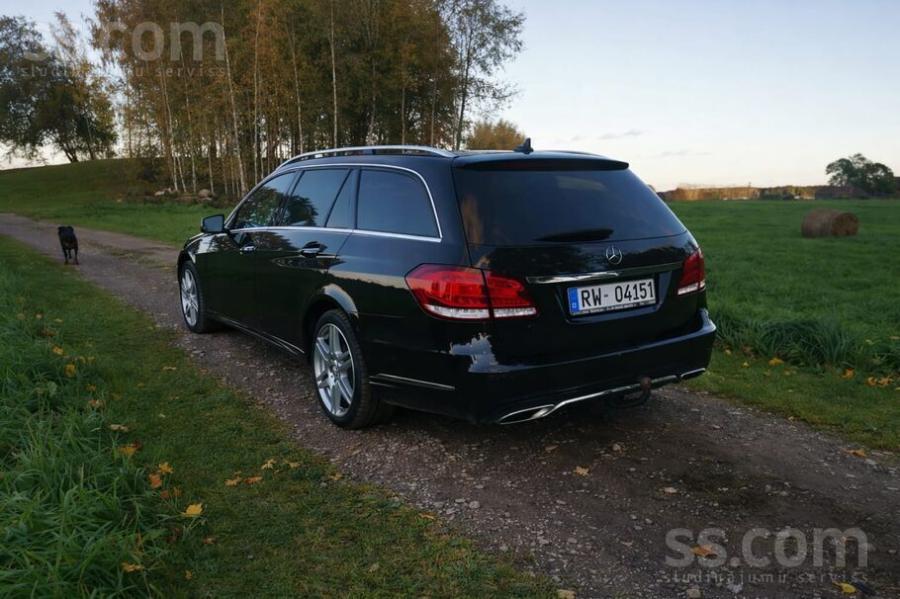 Черный Мерседес E 250 2016 в Валмиера, объемом двигателя 2.20 л и пробегом 264 тыс. км за 11000 €, фото 4 на AUTOMOTO.COM.LV